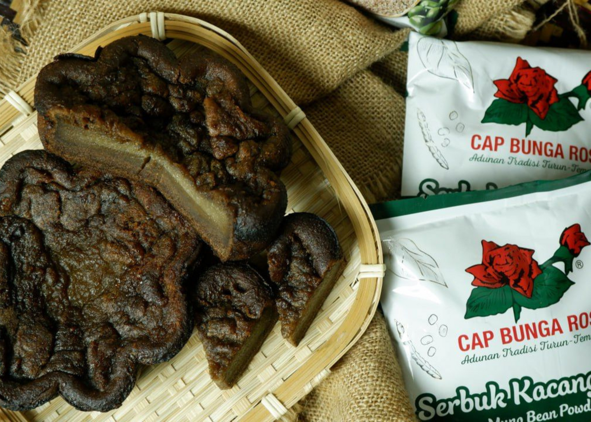 Kuih Menganang Kacang – Cap Bunga Rose